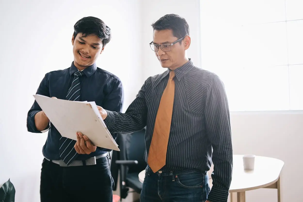 Programa de Capacitación: Guía Completa + Ejemplos - Twind